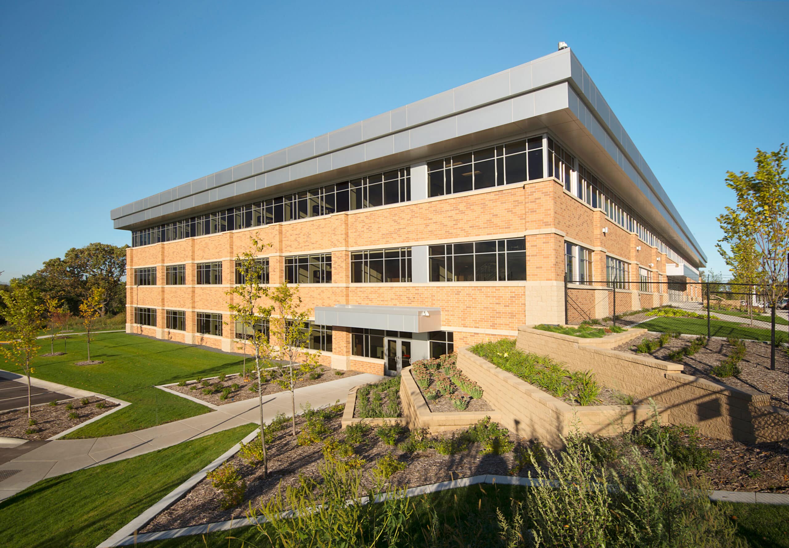 Flint Hills Resources North Office Building - TKDA